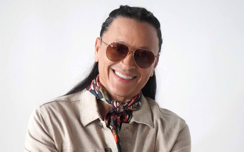 NV | Elvis Crespo dice estar abierto a nuevos estilos sin renunciar al ...